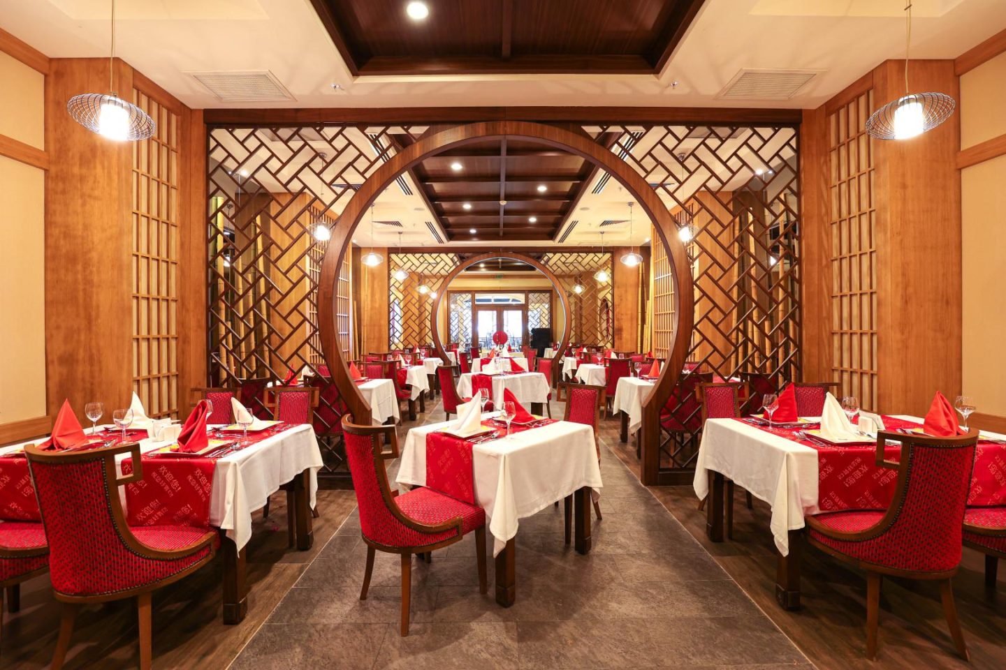 Dining - Diamond Excellence Resort & Spa